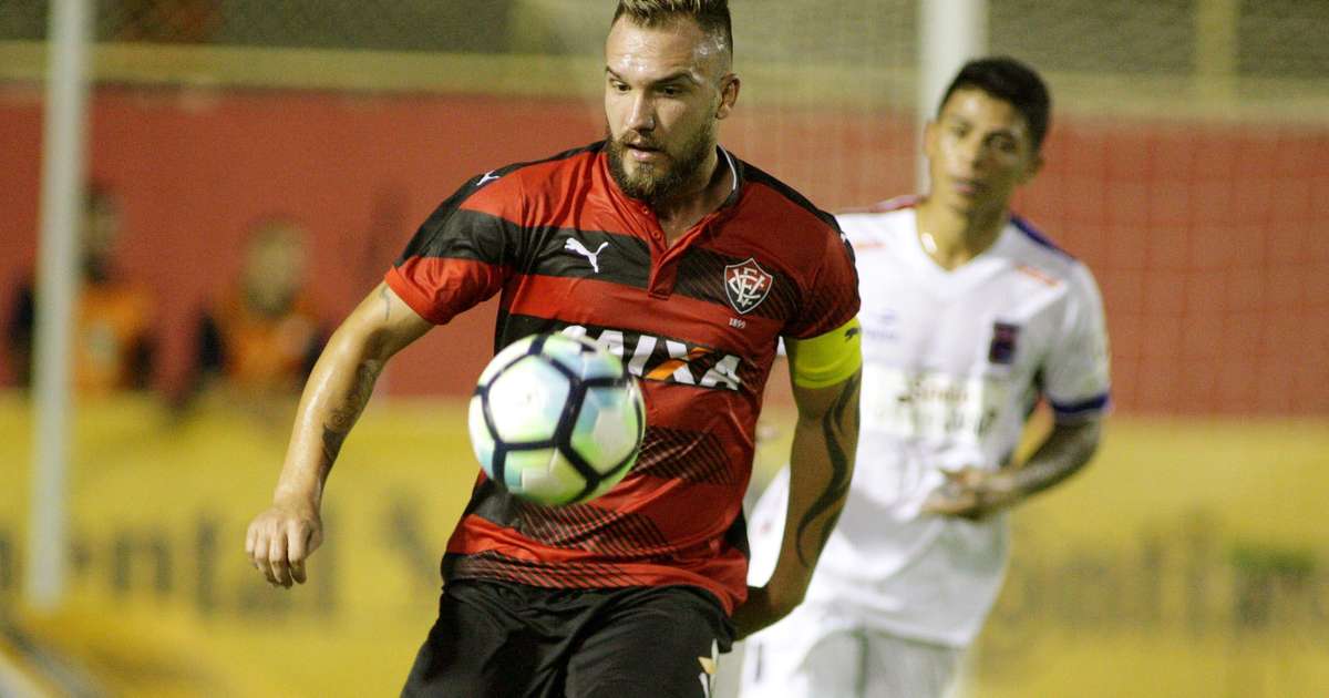 São Paulo anuncia contratação de Willian Farias, ex-Vitória