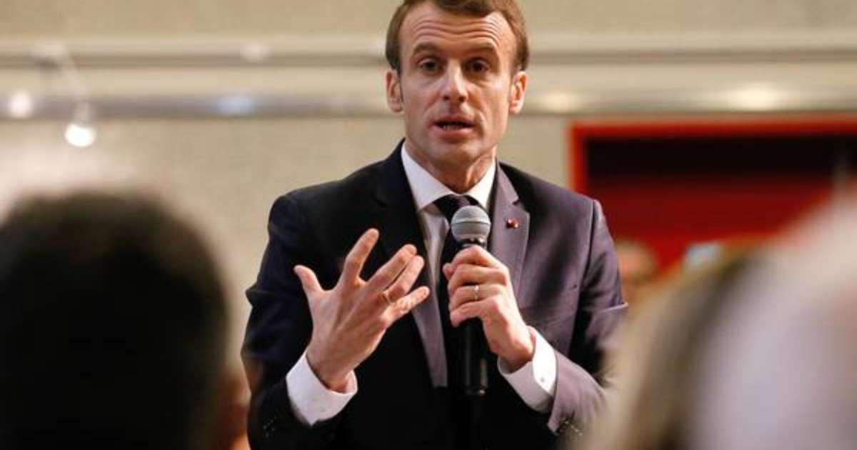 "Itália merece líderes à sua altura", diz Macron