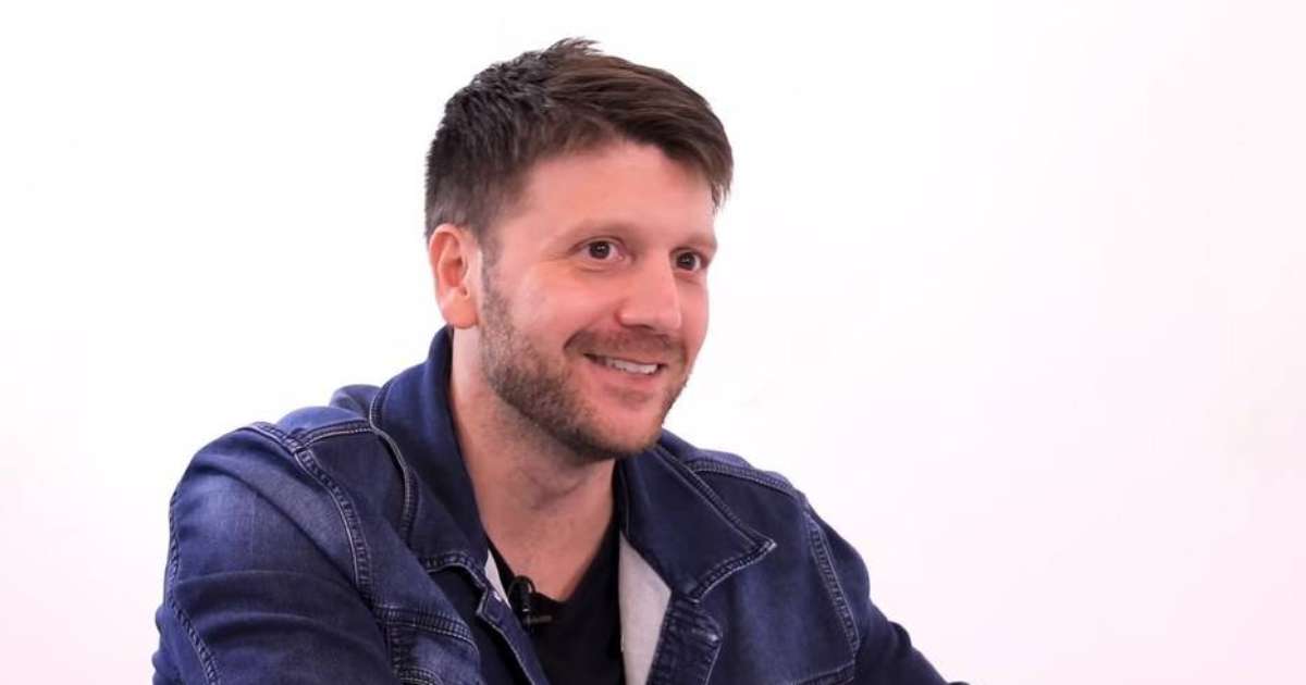 Daniel Zukerman detalha como entrou de penetra no velório de Michael ...