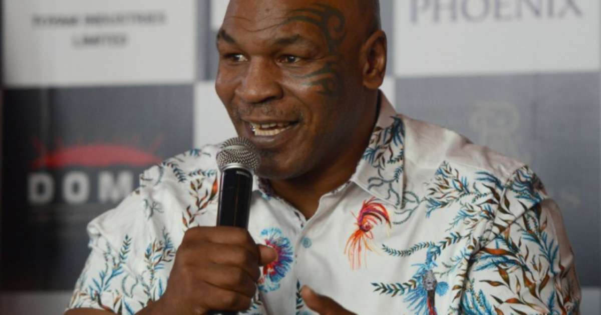 Mike Tyson diz que usava pênis falso para escapar do doping