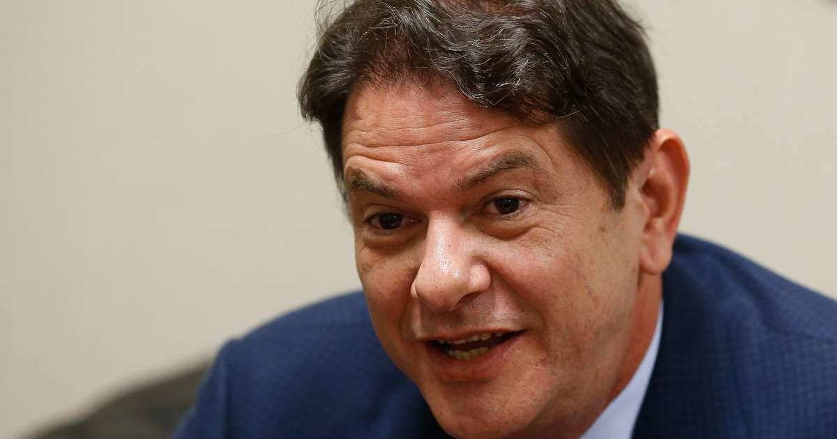 Cid Gomes recebe alta e deixa hospital; projéteis continuam alojados no ...