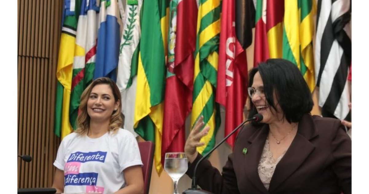 Michelle Bolsonaro e Damares vão se encontrar com papa Francisco no ...