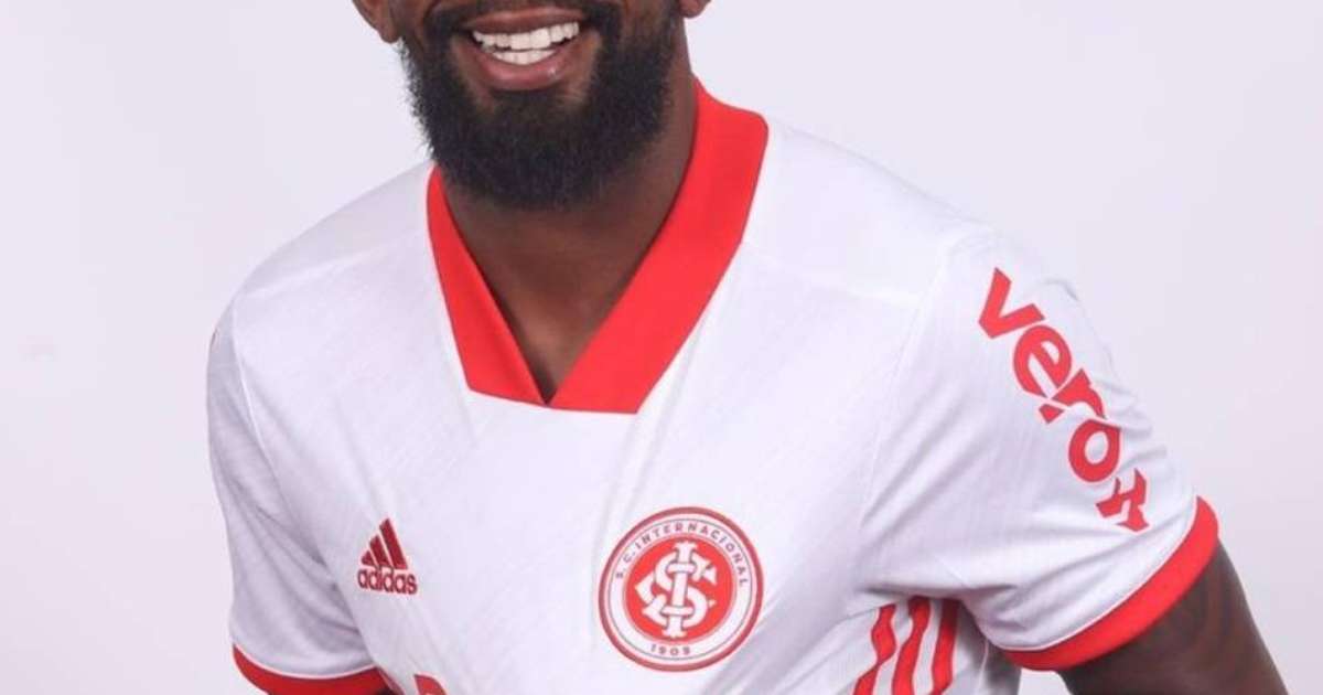 Rodinei é apresentado e inicia a pré-temporada no Internacional