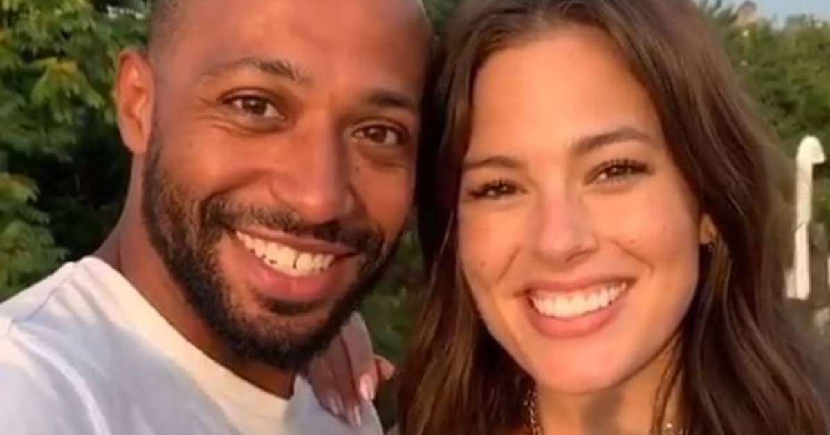 Ashley Graham anuncia o nascimento de seu primeiro filho