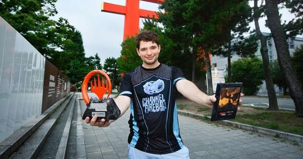 Brasileiro disputa Mundial de Magic neste fim de semana