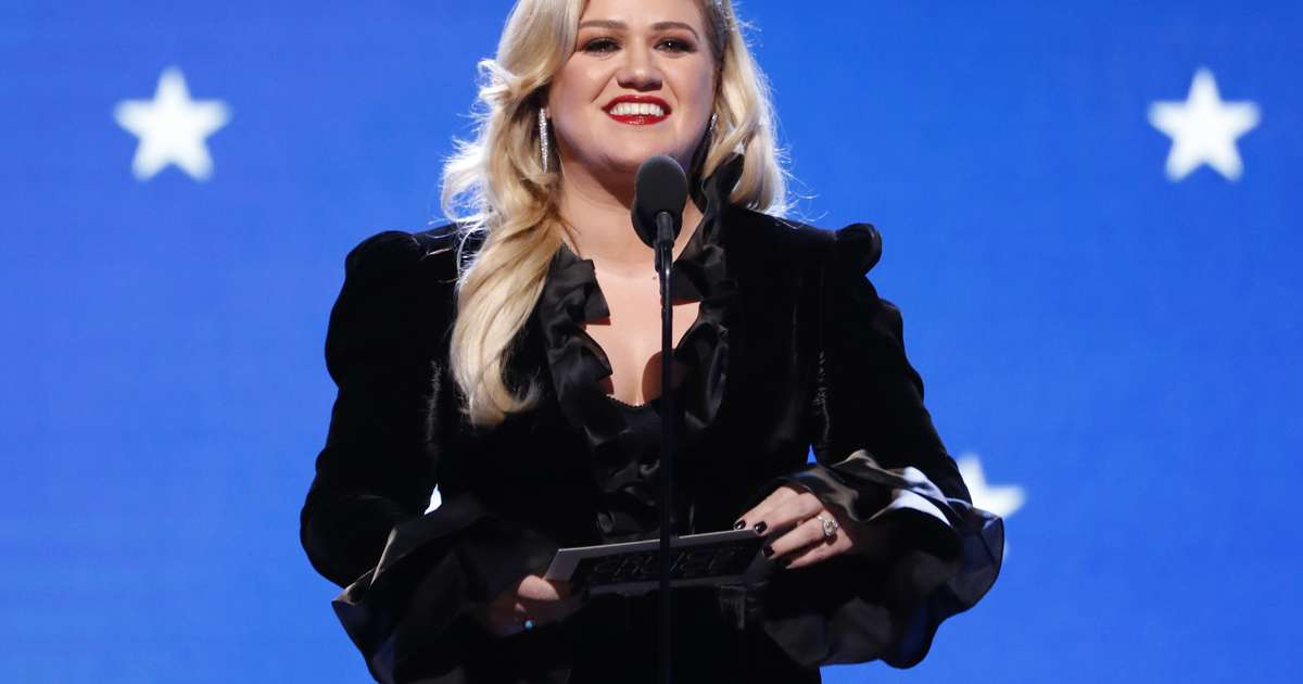 Kelly Clarkson e Zac Efron ganharão estrelas na Calçada da Fama de ...