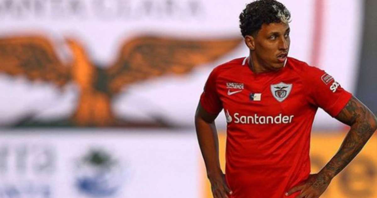 Decisivo, Cryzan vibra com triunfo do Santa Clara diante do Benfica