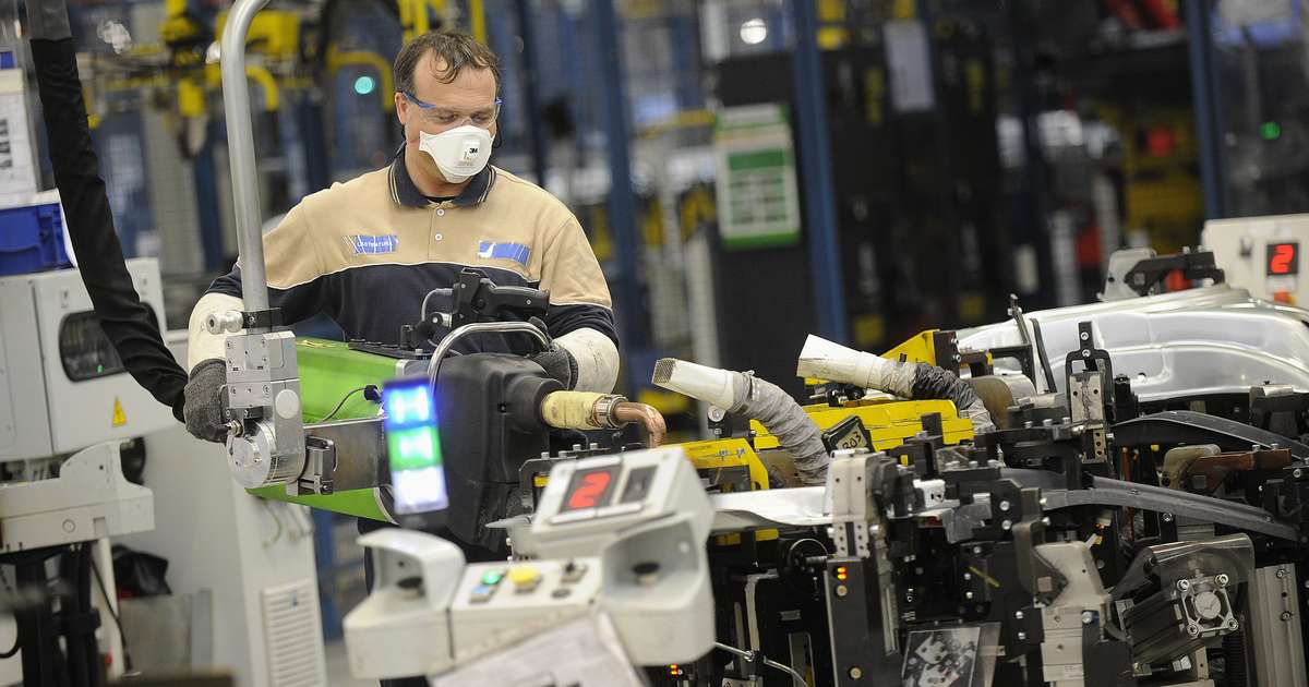 Produção industrial da Itália se recupera com mais força do que o ...