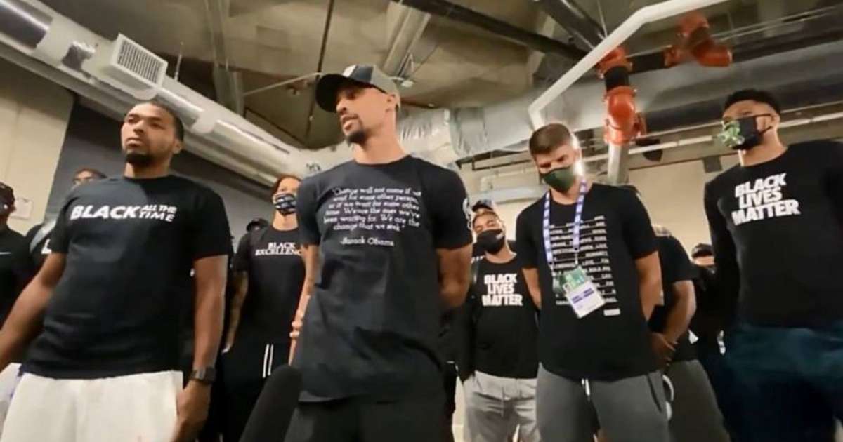 'Estamos pedindo justiça para Jacob Blake', dizem jogadores dos Bucks ...