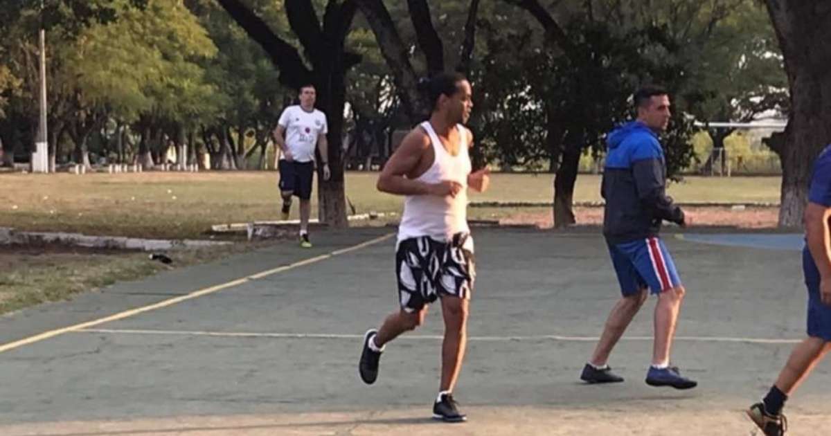 Os seis meses de Ronaldinho Gaúcho no Paraguai, da prisão à condenação ...