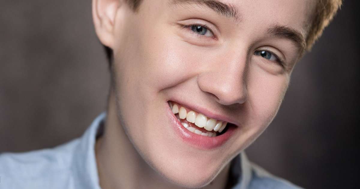 Archie Lyndhurst (2000 - 2020)