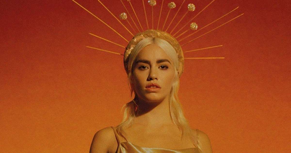 Lali surpreende os fãs com o lançamento de seu novo álbum, "Libra"