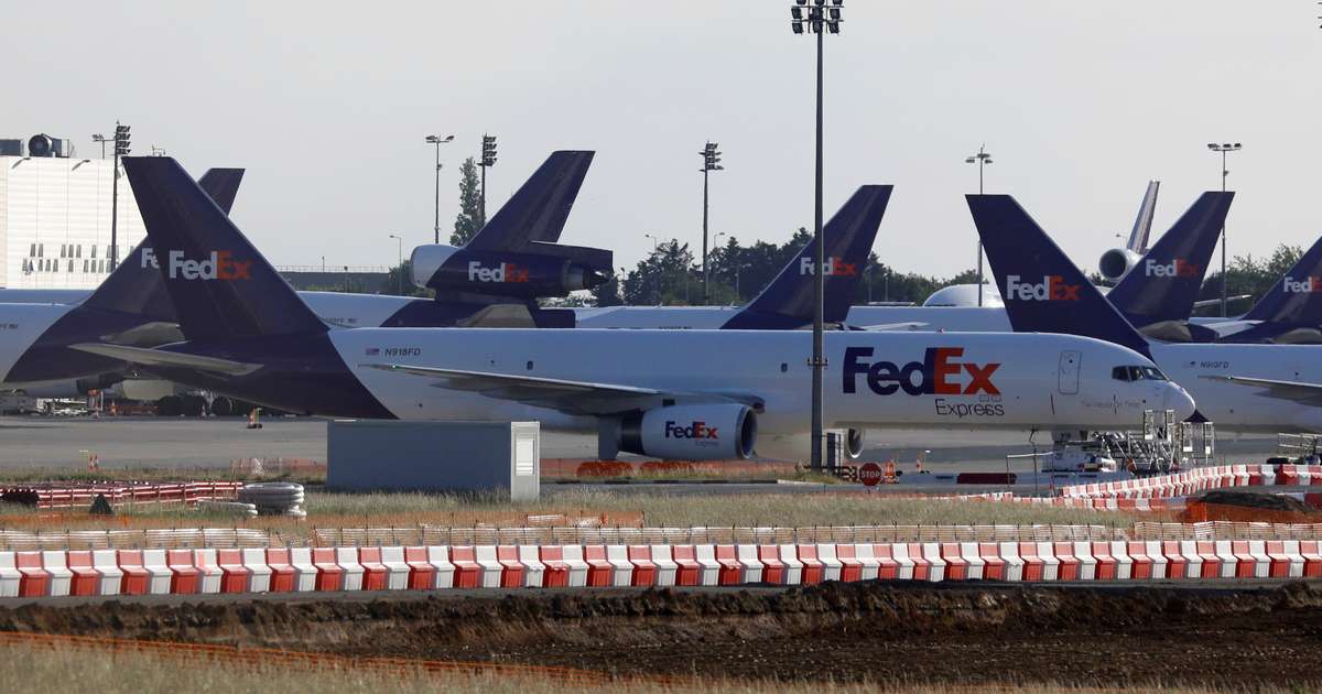 FedEx tem salto no lucro com maior volume de entregas e taxas adicionais