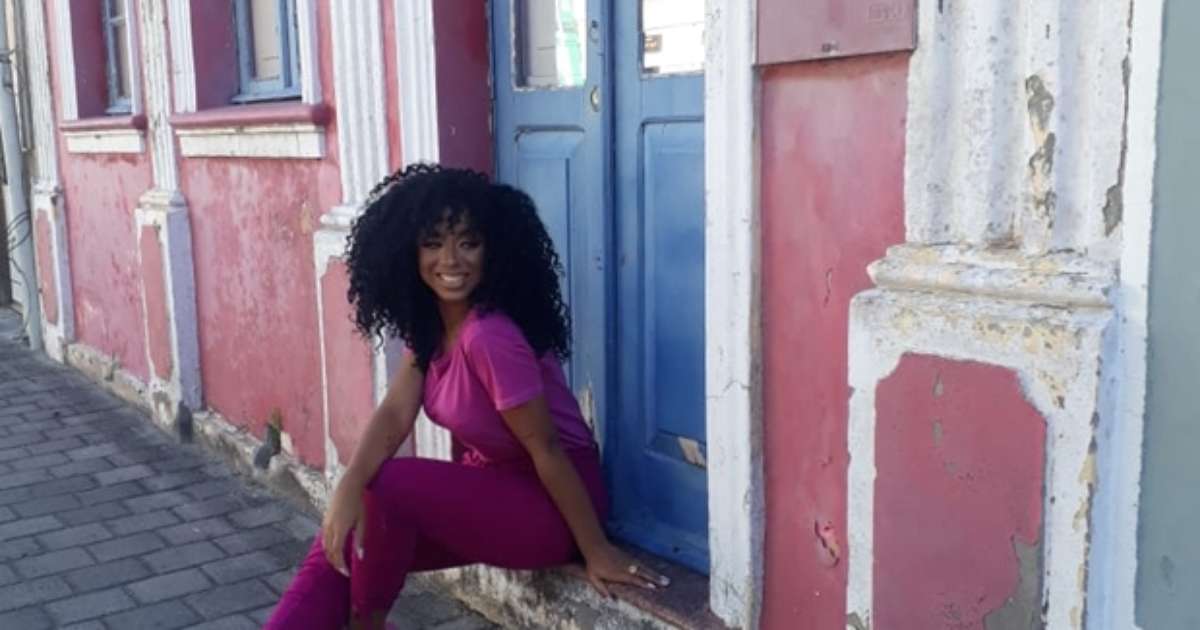 Novas cores de tingimento profissional em roupas é aposta de moda ...