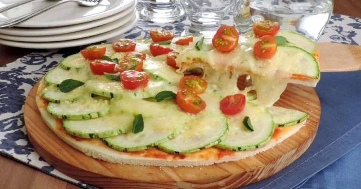 Pizza de abobrinha prática: pronta em 40 minutos