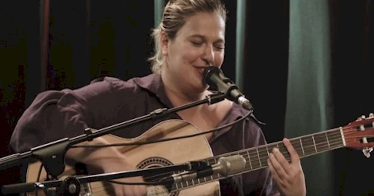 Alice Caymmi é atração do programa "Minidocs" da TV Cultura