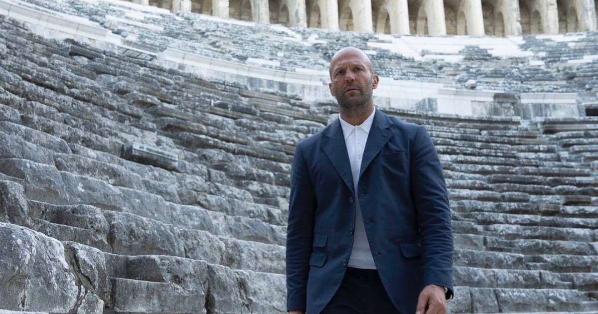 Guy Ritchie encerra filmagens e mostra bastidores de seu novo thriller ...