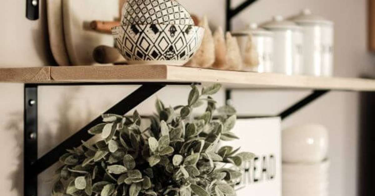 Mão Francesa: O Que É, Modelos e +54 Ideias para Sua Decoração