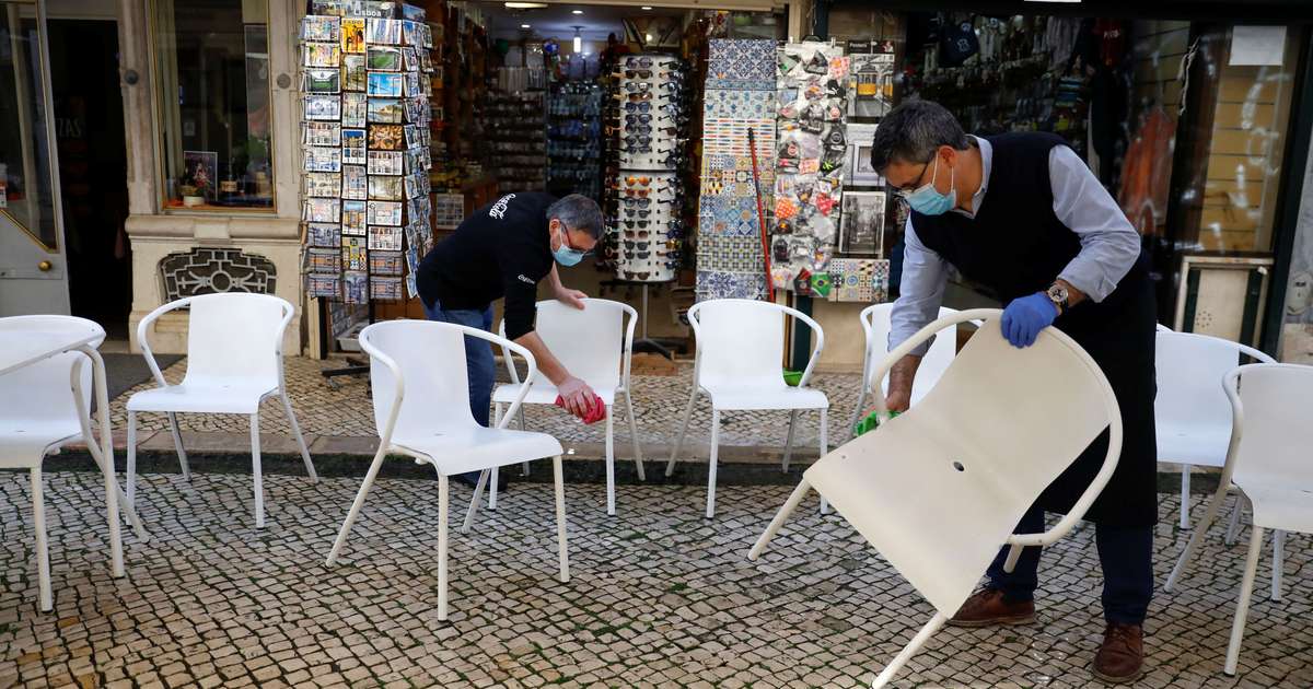 "Hora de seguir em frente": Portugal ameniza lockdown da Covid-19
