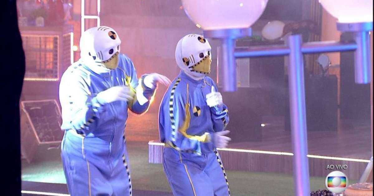 Bbb 21 Boninho Se Veste De Dummy E Dança Na Festa Top 8