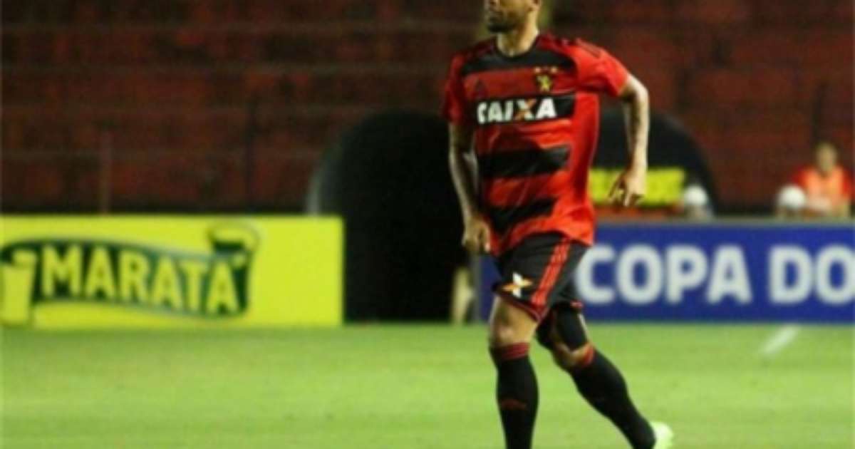Sport anuncia o retorno do atacante André