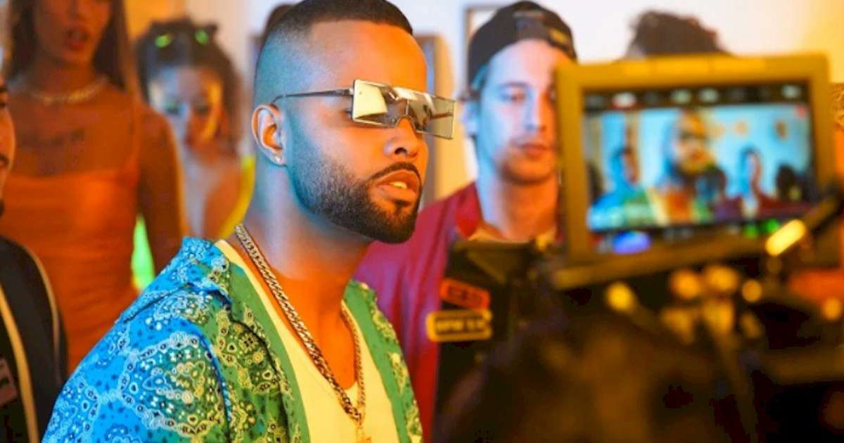 MC Zaac lança seu EP de estreia "Linha de Frente"