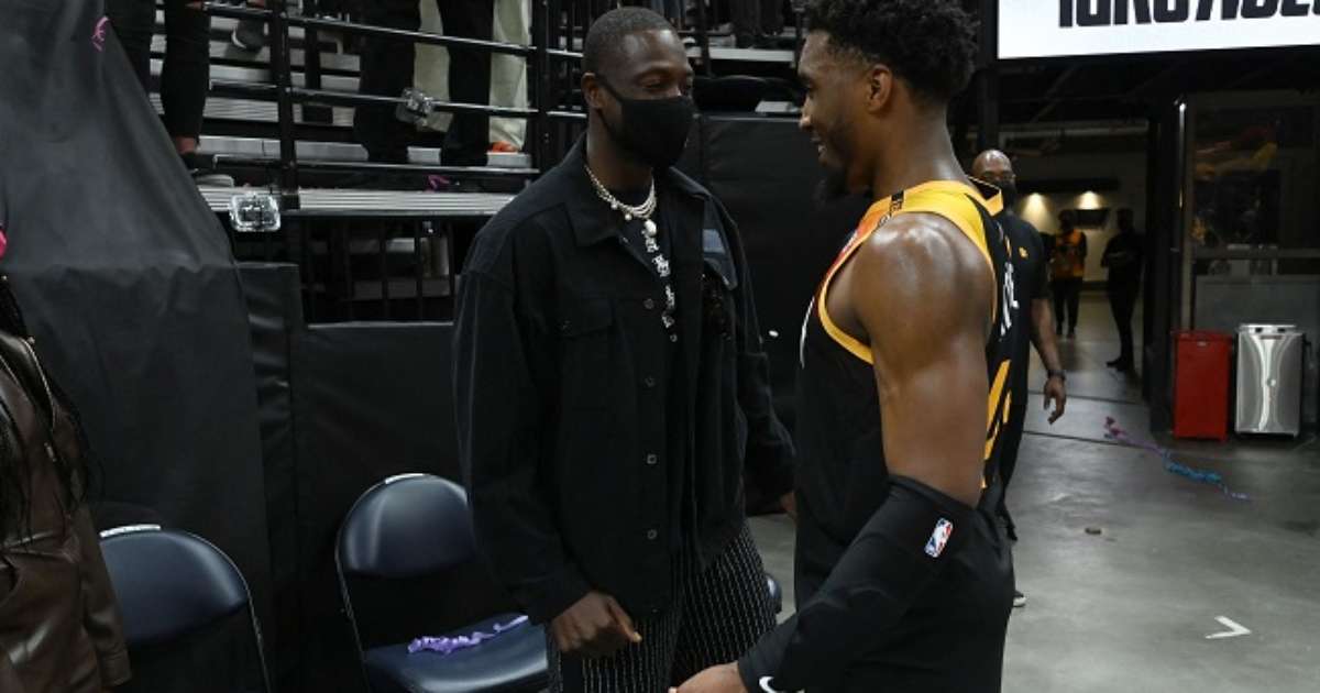 Quin Snyder: "Adoro que Wade dê orientações a Mitchell"