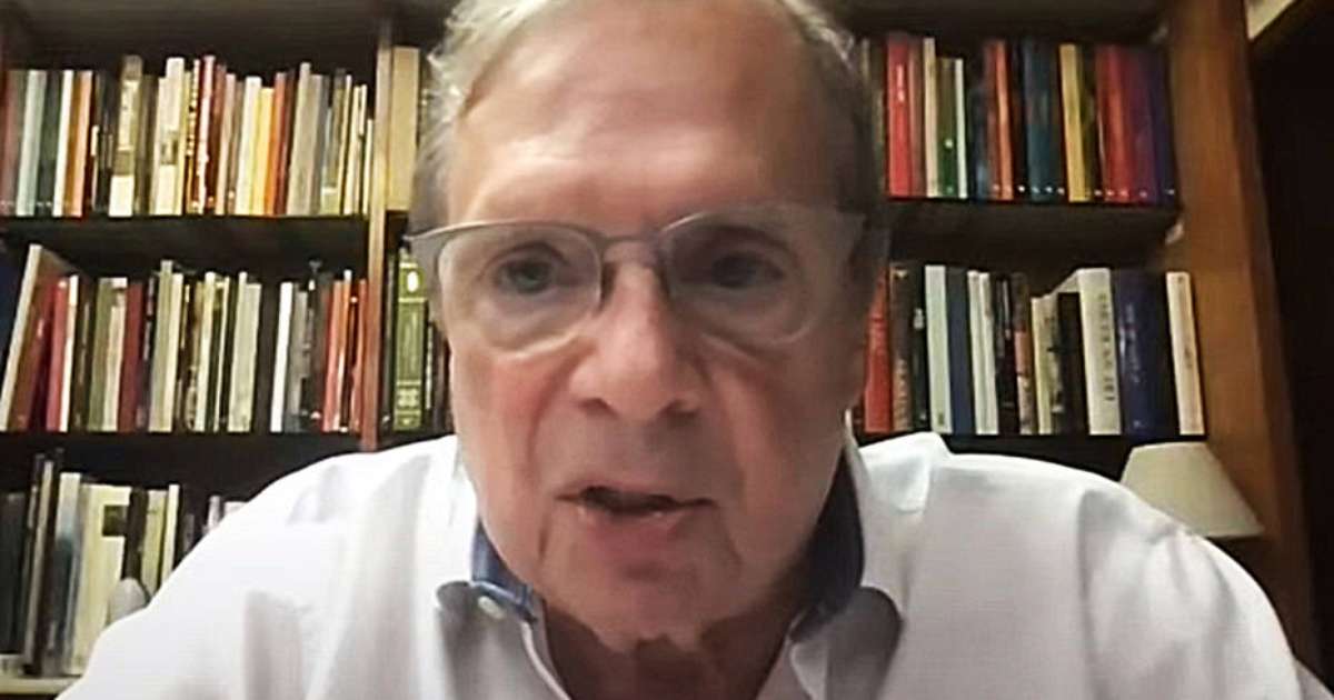Candidato de centro não precisa ser do PSDB, afirma Tasso