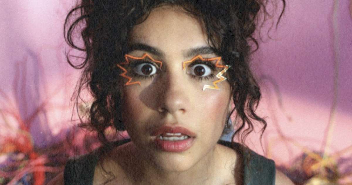 Alessia Cara marca seu retorno com os novos singles "Sweet Dream" e ...