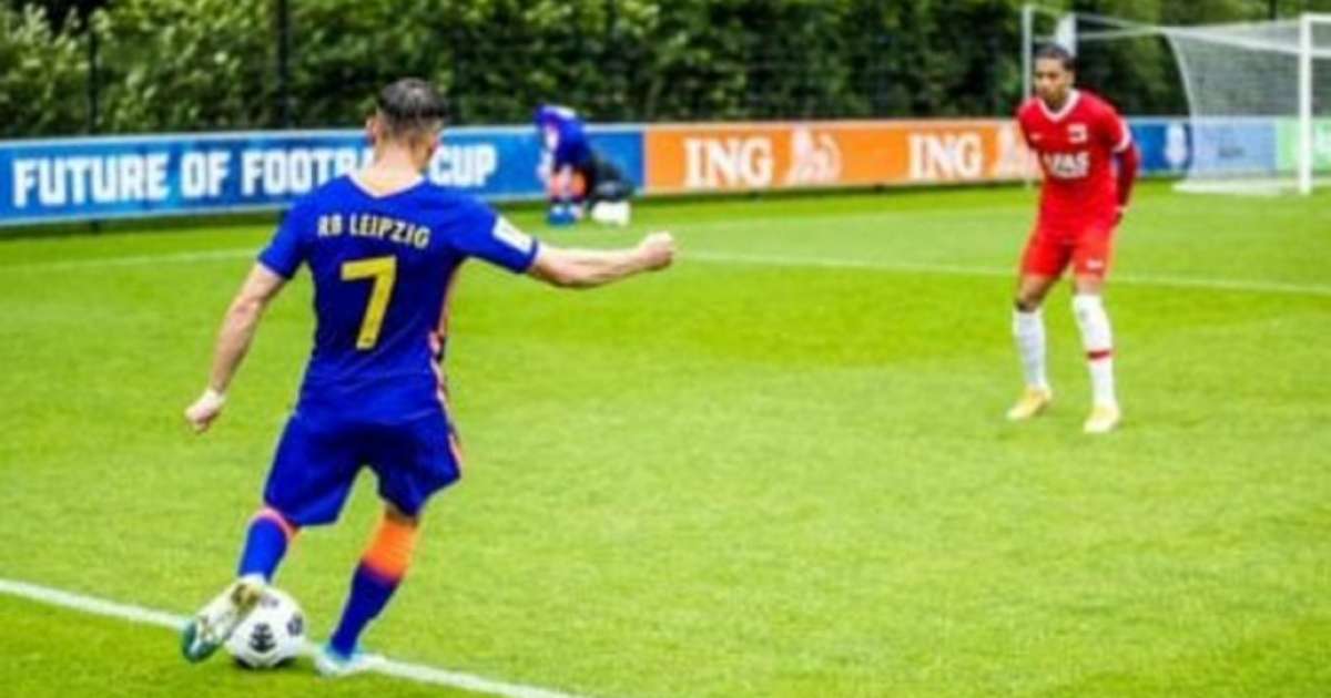 Com substituições ilimitadas e menos tempo de jogo, Fifa testa novas ...