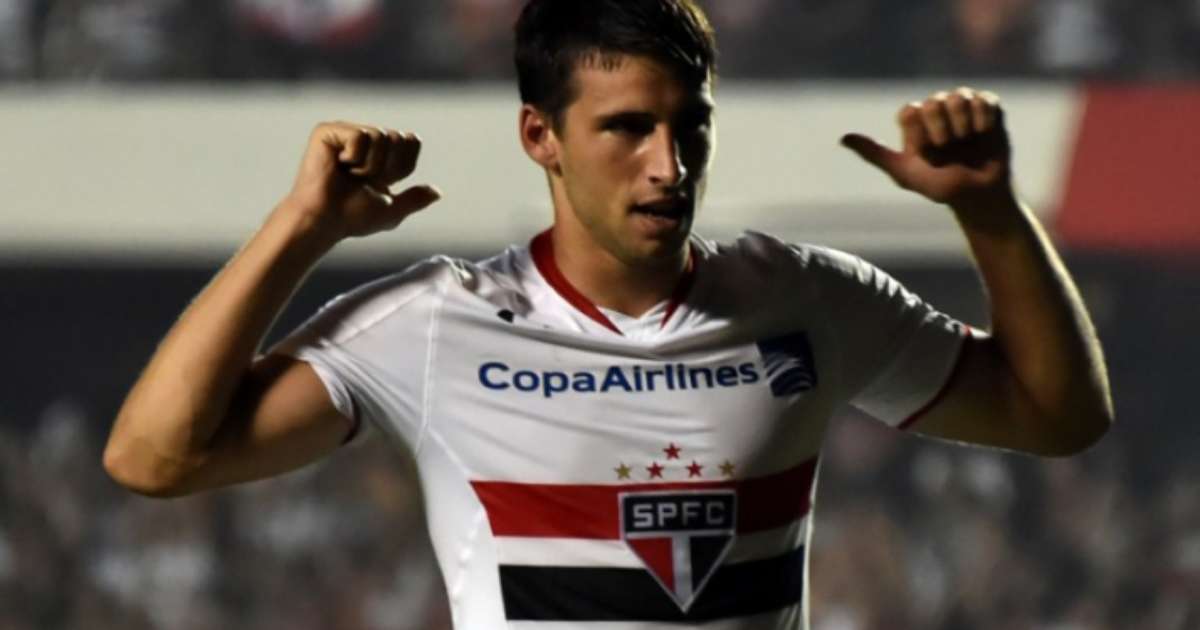 Toca no Calleri que é gol! Atacante assina com o São Paulo