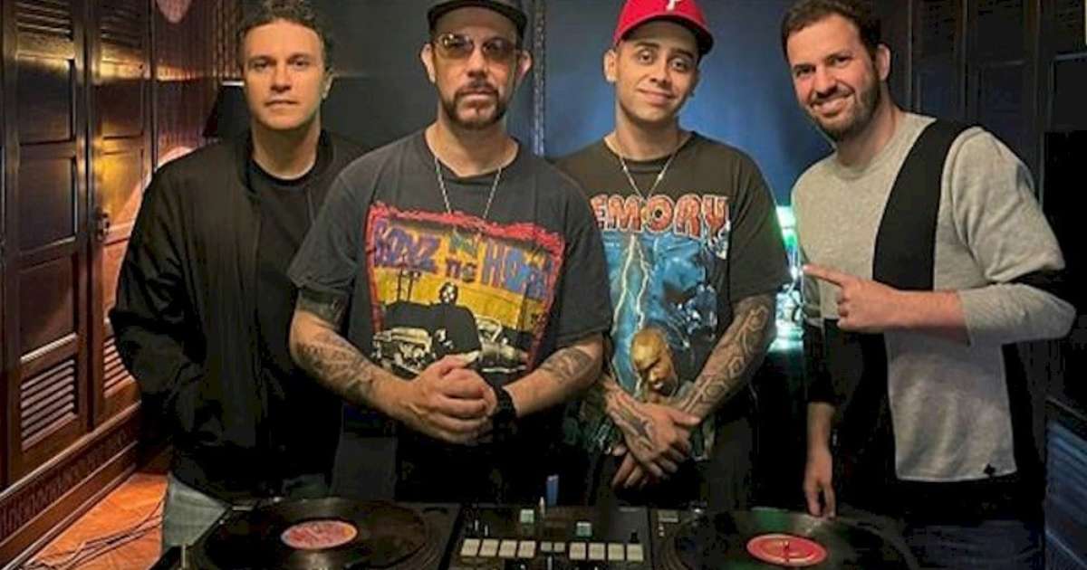 Tropkillaz assina com a Virgin Music