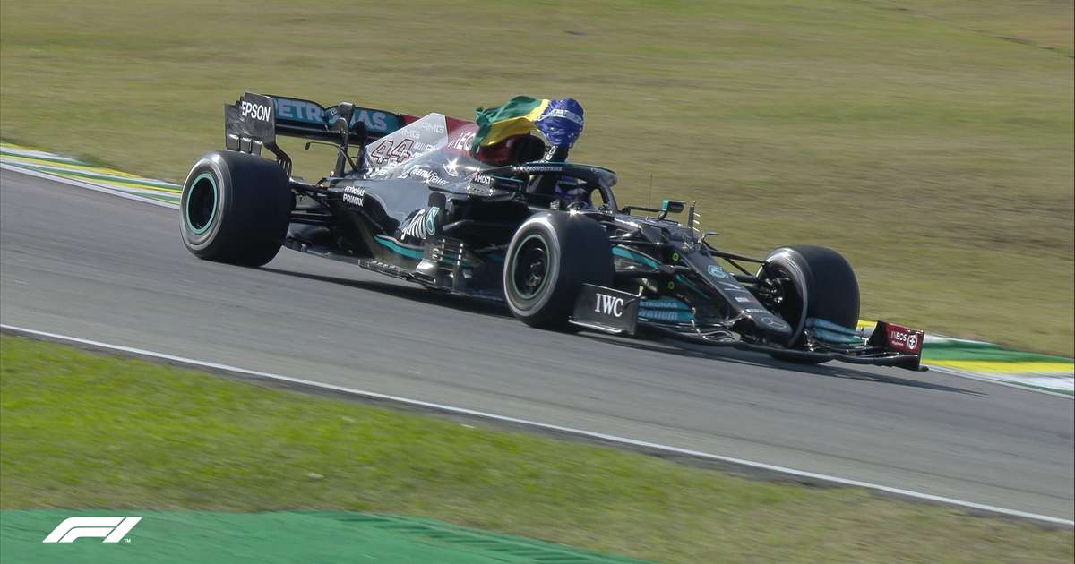 Hamilton repete gesto de Senna e emociona os brasileiros