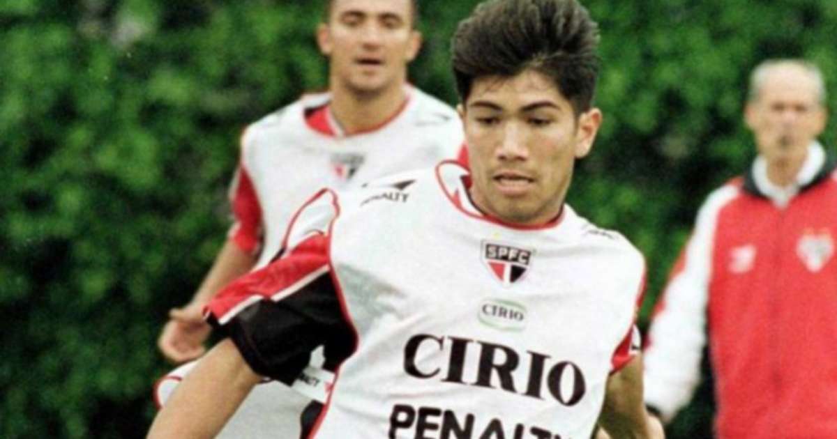 São Paulo parabeniza Sandro Hiroshi, que completa 42 anos nesta sexta