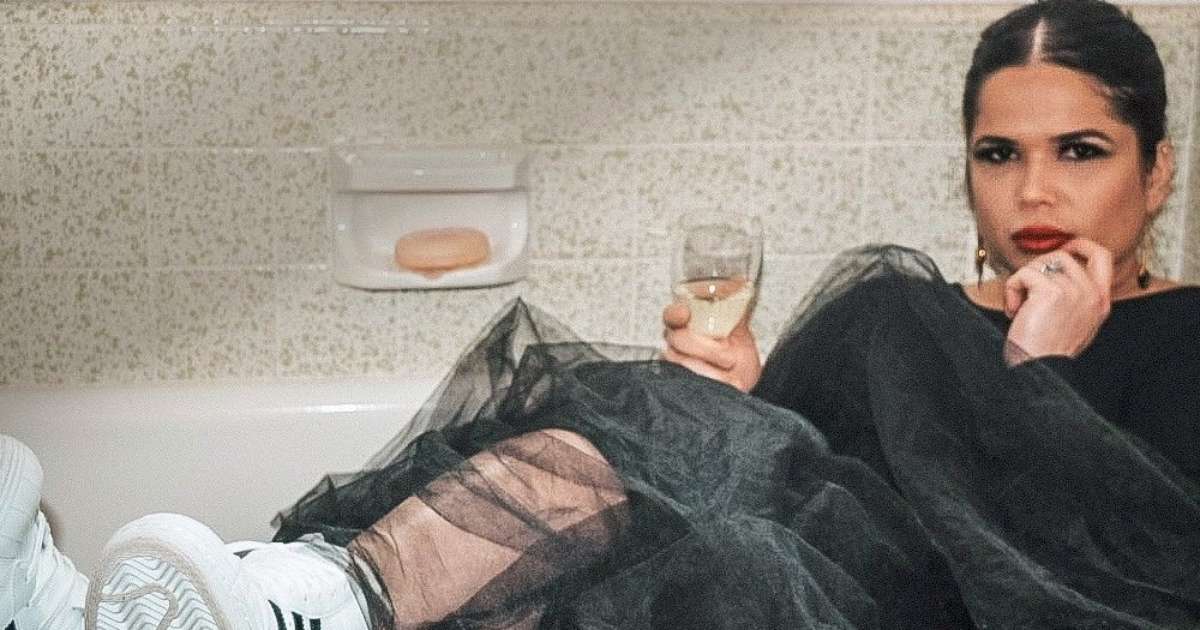 Edna Freeman realiza o sonho de gravar seu primeiro disco e escrever ...