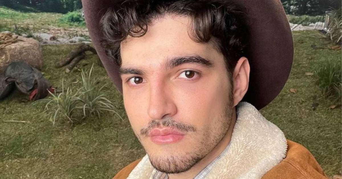 Jão lança clipe para 'Idiota' e chega ao primeiro lugar dos assuntos ...