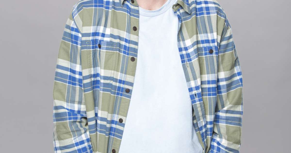 Matthew Perry revela capa de sua autobiografia