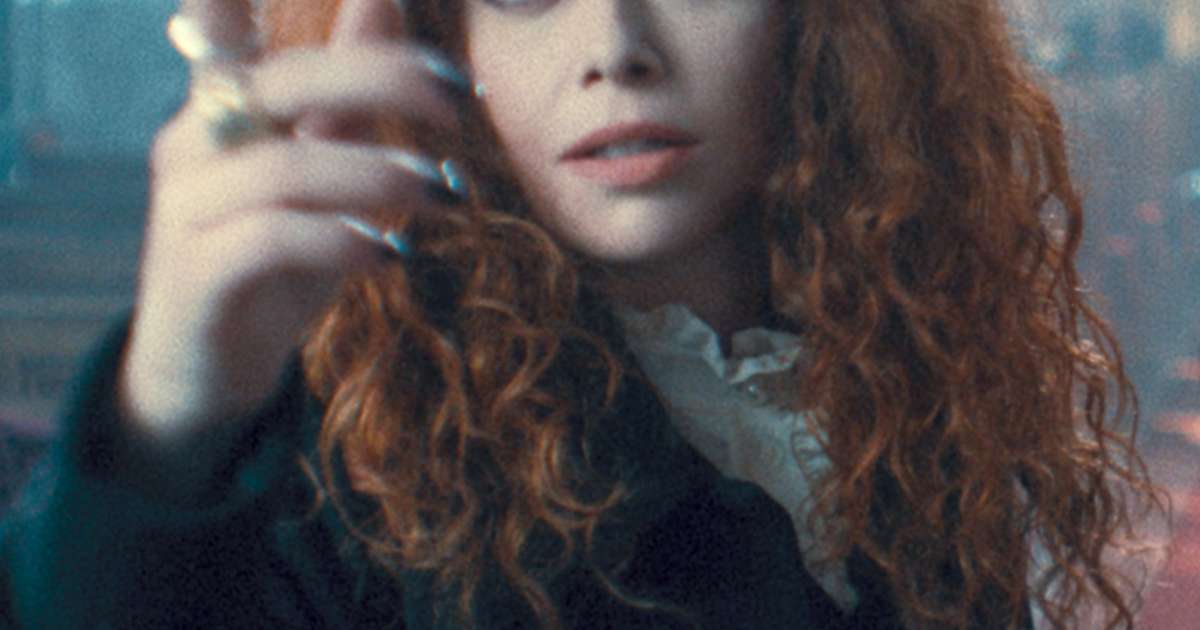 Veja fotos da 2ª temporada de "Boneca Russa"