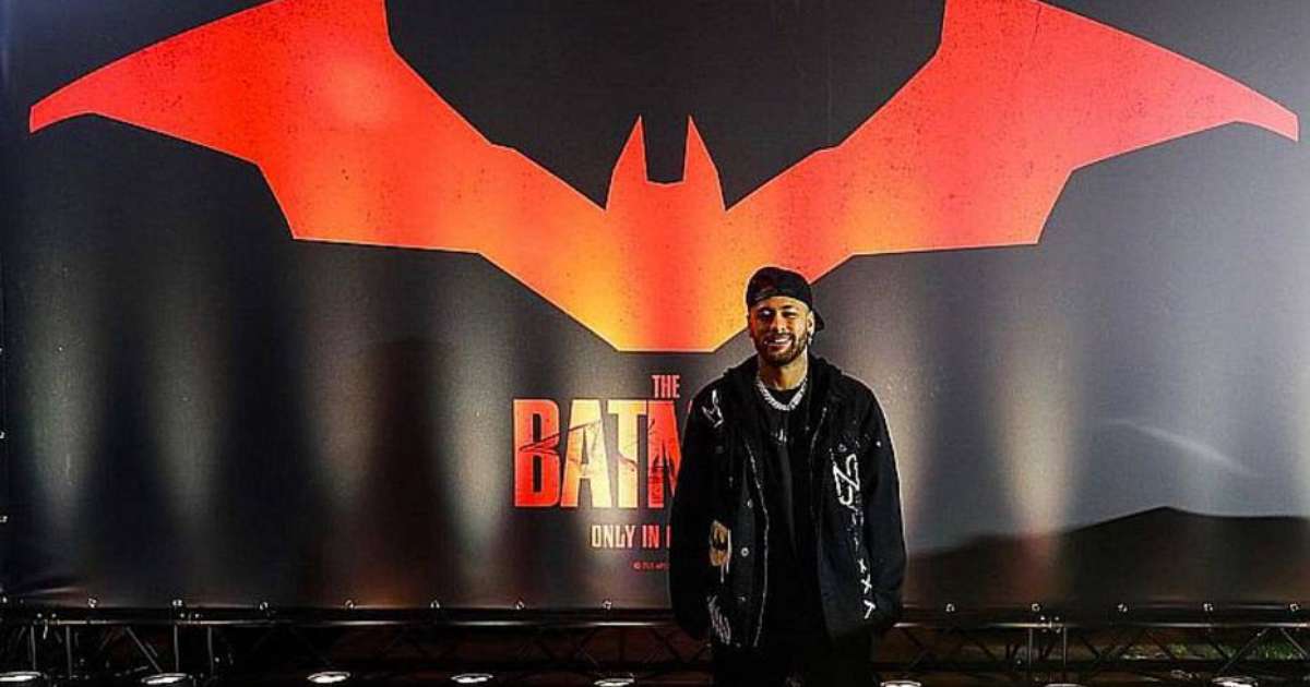 Fã declarado de Batman, Neymar vai à premiere do novo filme e posa no ...
