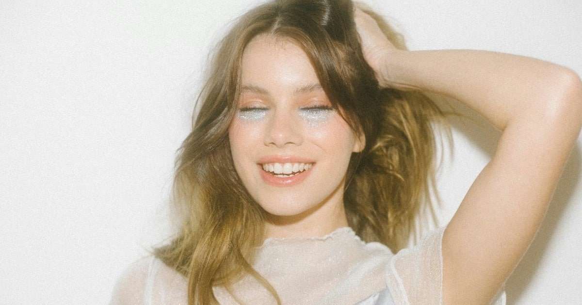 Quem é Clarissa, a artista que surgiu do cinema para ser a nova aposta ...