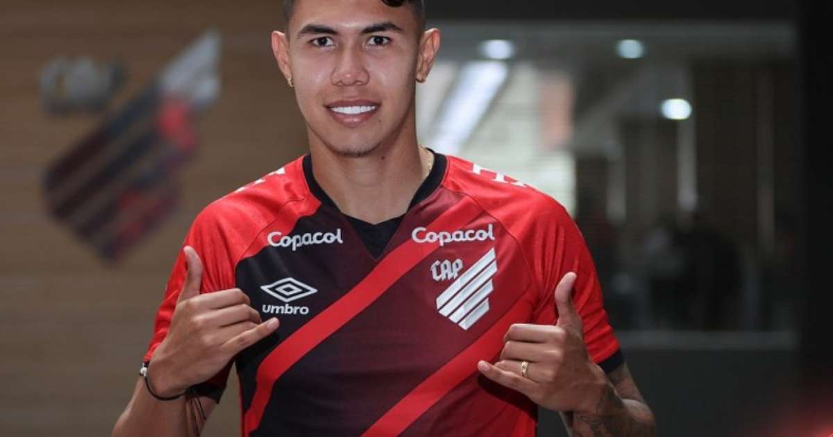 Contrato de Nicolás Hernández é prolongado pelo Athletico