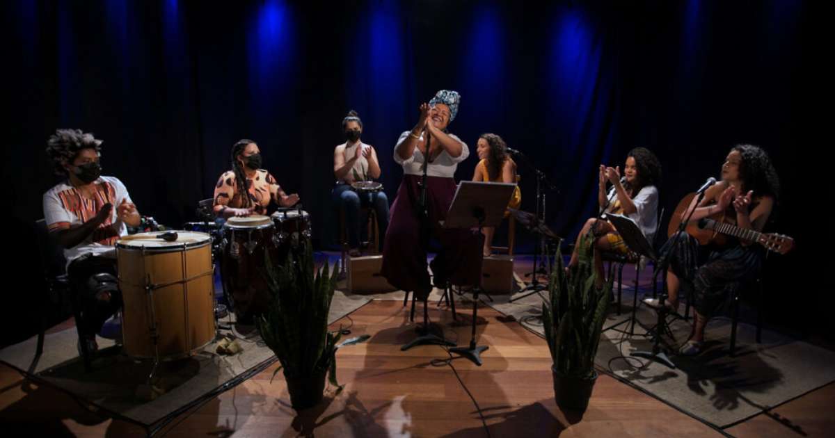 Samba de Dandara faz show para lançar 1º álbum nesta quinta
