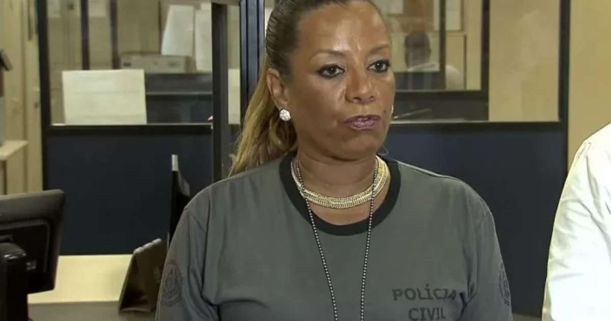 Delegada que tinha quase R$ 2 milhões em casa é presa no RJ