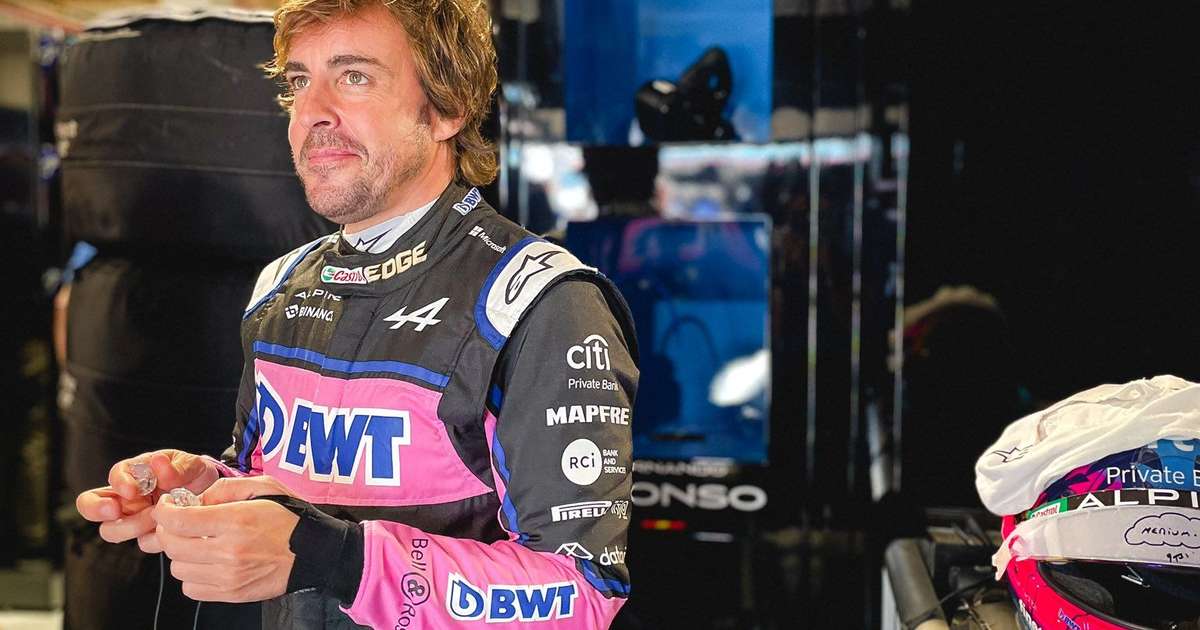 Alonso dá "boas-vindas" a Hamilton na F1: "Pilota tão bem quanto antes ...