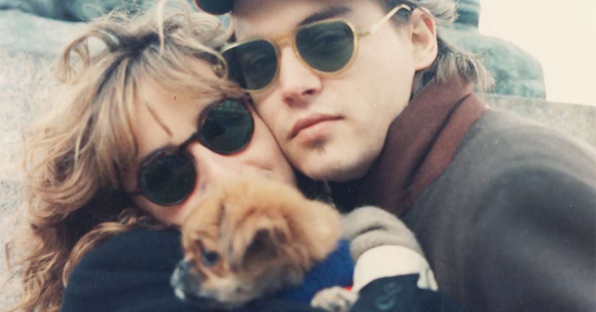 Jennifer Grey descreve ex-noivo Johnny Depp: "Louco de ciúmes e paranoico"