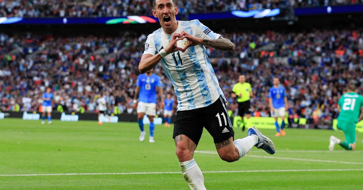 Di María marca, Argentina domina Itália e leva troféu da Finalíssima