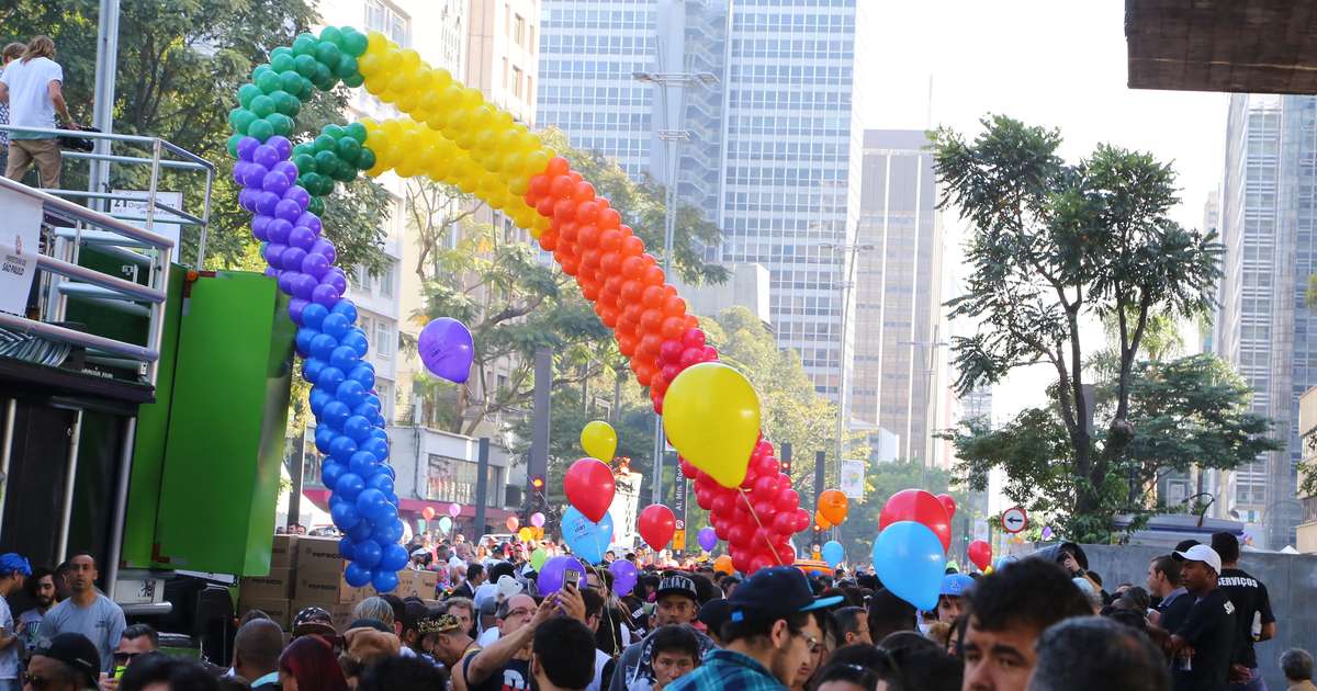 Vai na Parada? Confira a ordem e as atrações de cada trio