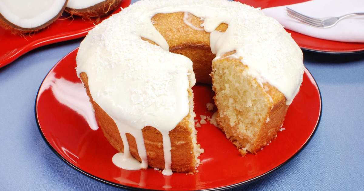 Bolo de tapioca com coco