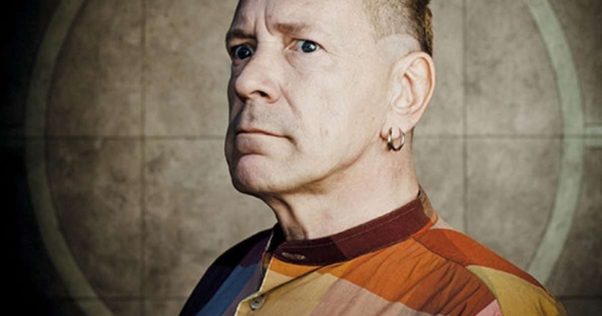 Vocalista Do Sex Pistols Presta Homenagem Rainha Elizabeth Ii