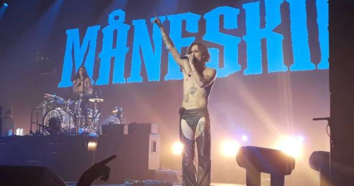 Maneskin faz show icônico em SP com protestos e diversão